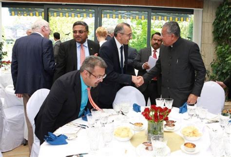 Pinarayi Vijayan Reveals Kerala Model Of Inclusive Policies In Reconstruction Newsclick