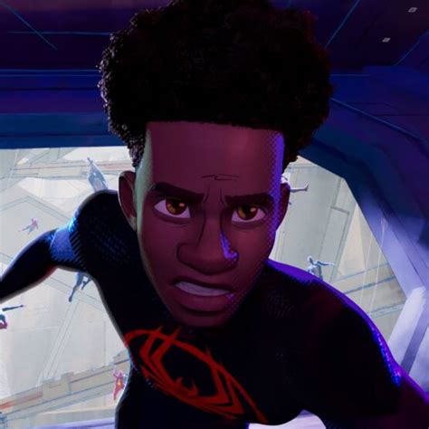 Através Do Aranhaverso Confira Skin De Miles Morales Em Fortnite