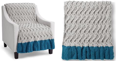 Zig Zag Dip Knitted Blanket FREE Knitting Pattern