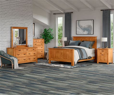 Mondovi Blanket Chest Hardwood Creations