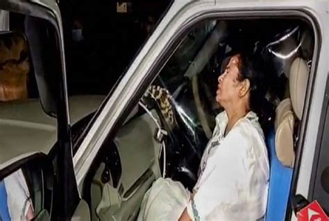 West Bengal Election 2021 Mamata Banerjee Got Injured In Nandigram User