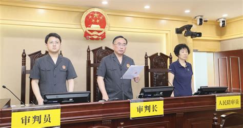 上海10岁男孩骑ofo车祸身亡，单车公司赔67万手机新浪网