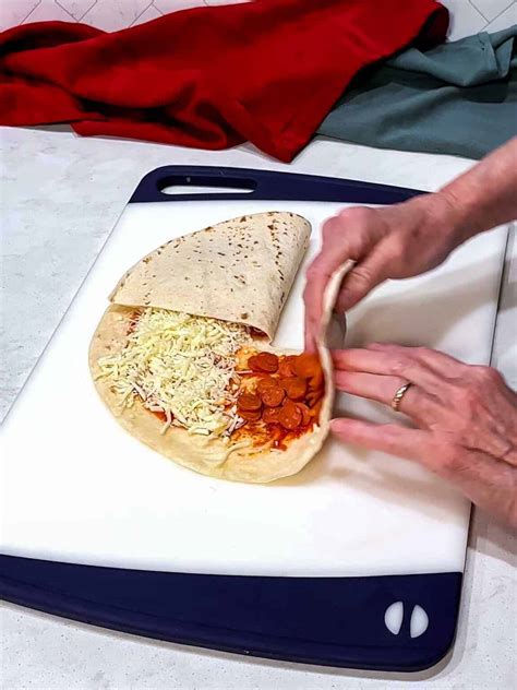 Sausage And Pepperoni Pizza Wrap Pudge Factor
