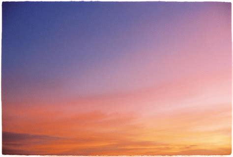 집 밖의 경치 경치가 좋은 고요한 고요함 구름 구름 경치 그림 같은 날씨 낭만적인 대기의 바리아 붕따우 베트남 보라색 분위기 붕따우 색상