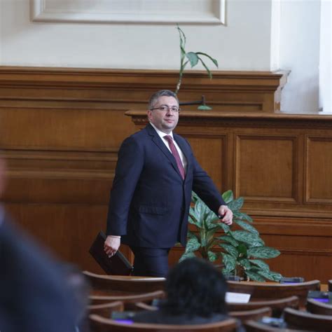 Николай Нанков