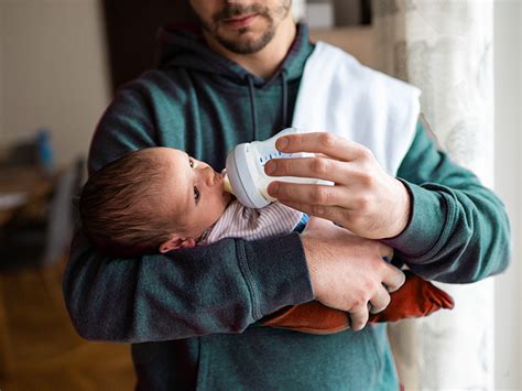 Breastfeeding Vs Pumping Pros And Cons Captions Feature