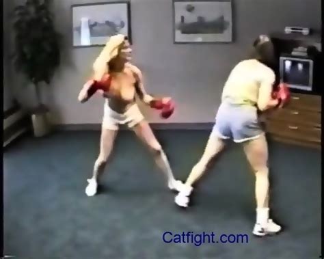 Topless Big Tit Female Boxing With Breast Punches Face Punches Body