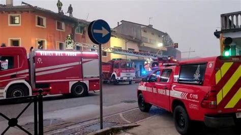 Tragedia nella comunità per ragazzi incendio divampa nella notte un