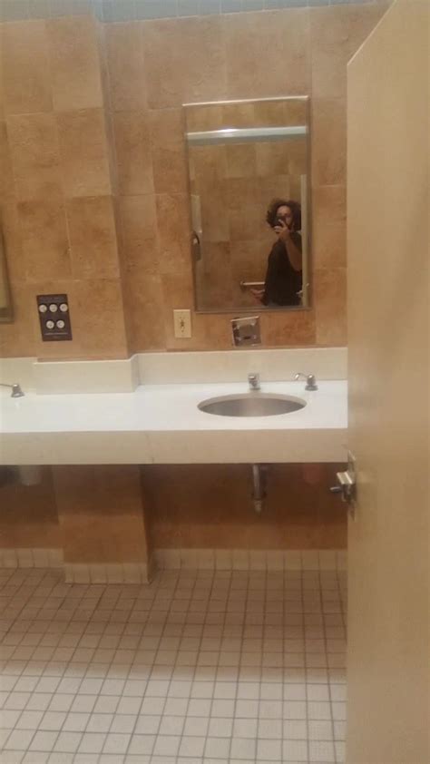 Empty Mall ThisVid Com