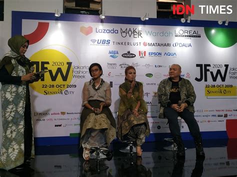 Humbang Kriya Usung Konsep Eco Fashion Di Jakarta Fashion Week 2020