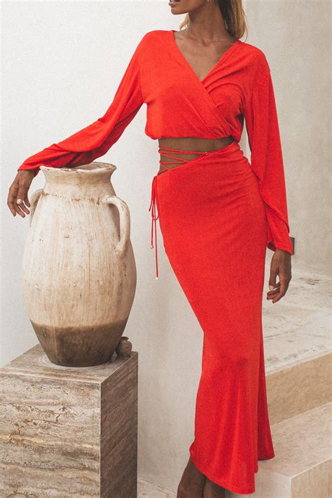 Xenia Skirt Red W I N O N A