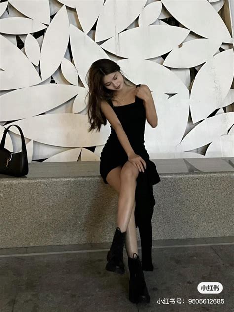 Đầm Body Mang Giày Gì Cách Phối Giày Với đầm Body Tôn Dáng Sành điệu