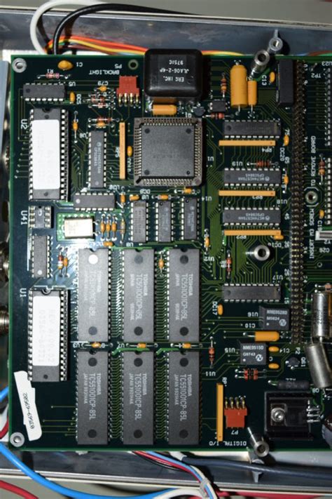 HP A Handheld Dynamic Signal FFT Spectrum Analyzer Teardown A