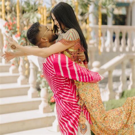 Hardik Pandya Natasa Stankovic বসন্তে হলুদের ছোঁয়া রইলো হার্দিক