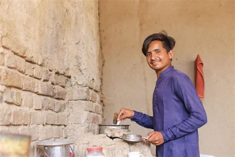 gul muhammad is going the extra mile tcf usa the citizens foundation