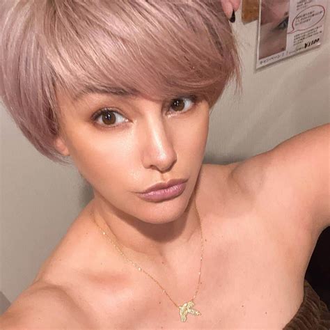 梅宮アンナさんのインスタグラム写真 梅宮アンナinstagram「estheticlaugh さんで、インディバを体験 気持ち