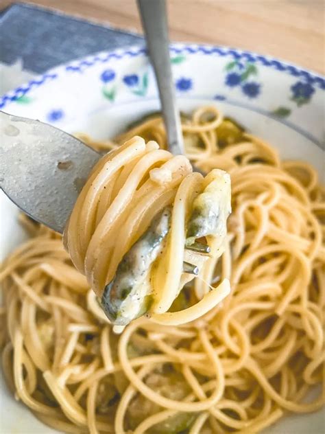 Spaghetti Alla Nerano Recipe The Bella Vita