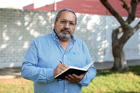 Vladimir Cerrón Líder De Perú Libre Se Burla De La Policía Politica