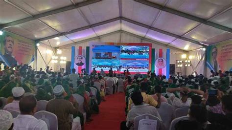 ভূমিহীন সাড়ে ১৮ হাজার পরিবারকে ঘর হস্তান্তর করলেন প্রধানমন্ত্রী