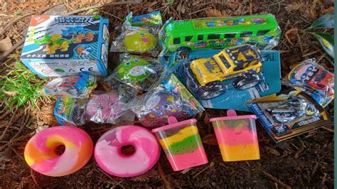 MENEMUKAN HARTA KARUN MAINAN MOTOR BALAP PUZZLE DINOSAURUS MOBIL BUS
