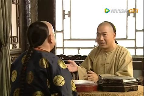 铁齿铜牙纪晓岚2第三十六集，和珅在纪晓岚身边安排了一位戏子 铁齿铜牙纪晓岚2 酷乐米
