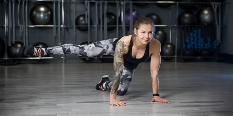 Прокачка домашняя тренировка для проработки бёдер — Лайфхакер