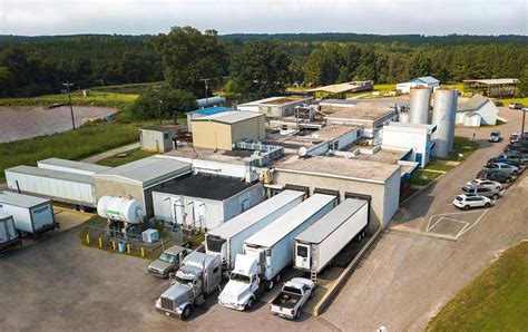 Jamaica Broilers Groups American Operations Sizzle Jamaica Broilers