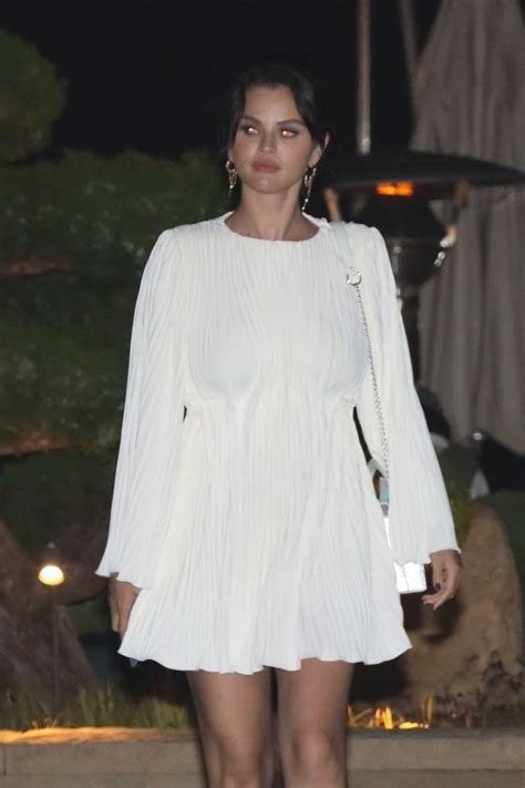 Selena Gomez Style Clothes Outfits And Fashion • Celebmafia