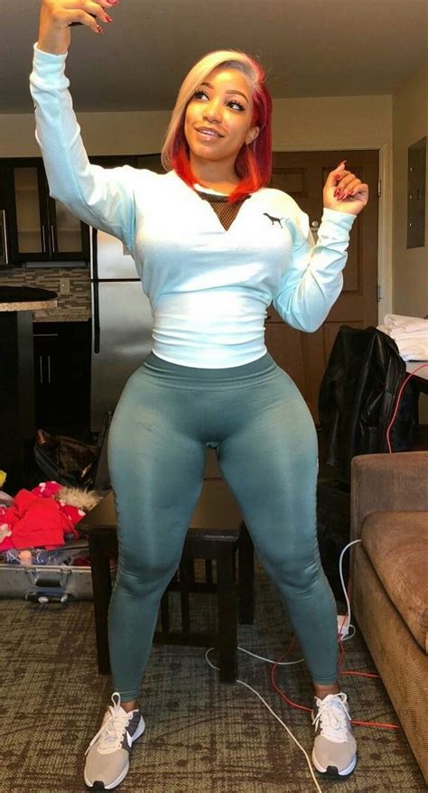 Pin Di Prince Alston Su Yoga Pants Donne Formose Donne