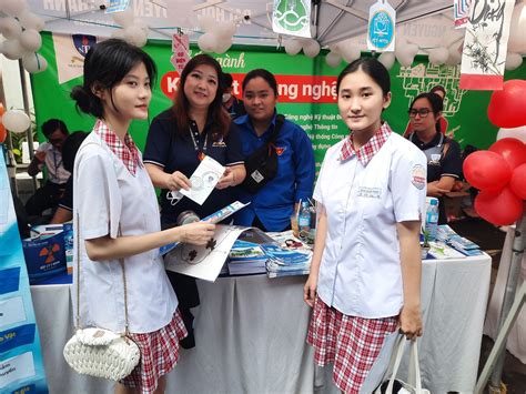Đón Học Sinh Thpt Trung Tâm Gdnn Gdtx đến Tham Quan Trải Nghiệm Tại