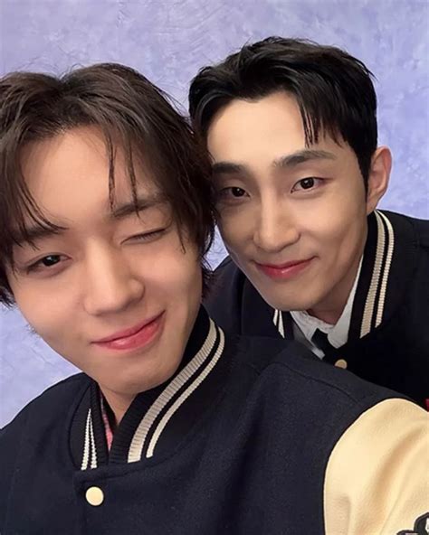 Park Jihoon And Bae Nara Em 2025 Musica Prêmios De Música Amor Da