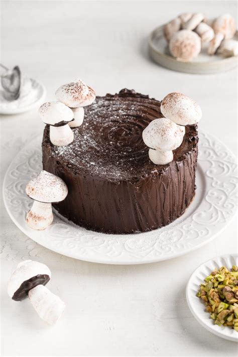 Tree Stump Cake Easy Recipe Tutorial Baking Like A Chef