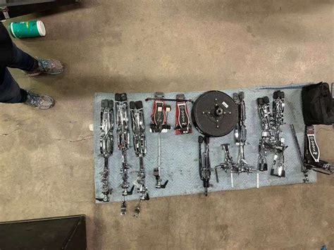 Lot Dw Drum Hardware Includes Stool Double Kick Pedal Single Kick
