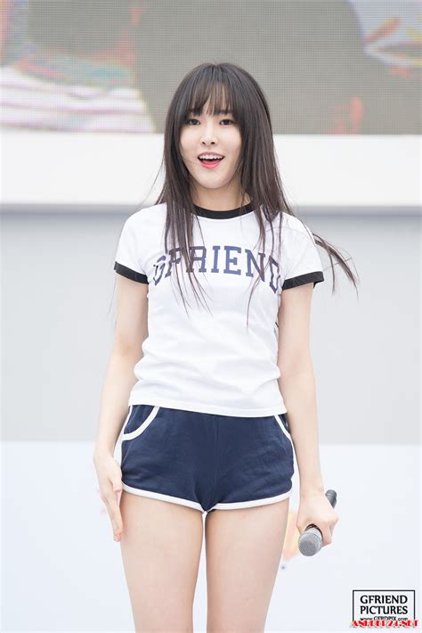 Ngắm Mông Gái Hàn