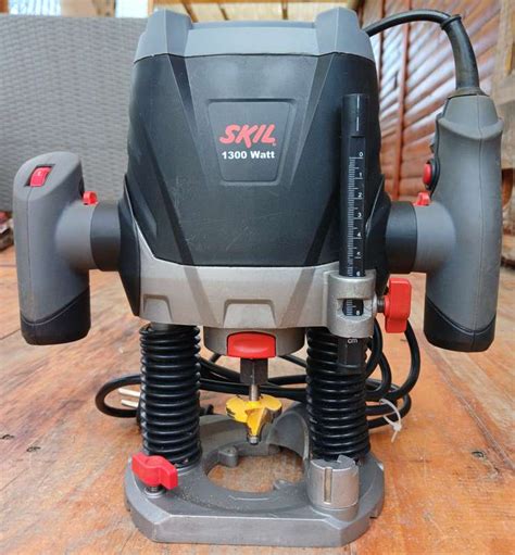 Drills Skill W Router Was Sold For On Jan At By Branchise In De Deur Id