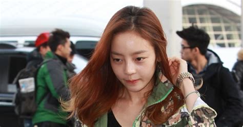 [포토] 카라 구하라 용준형 사로잡는 민낯 굴욕 제로