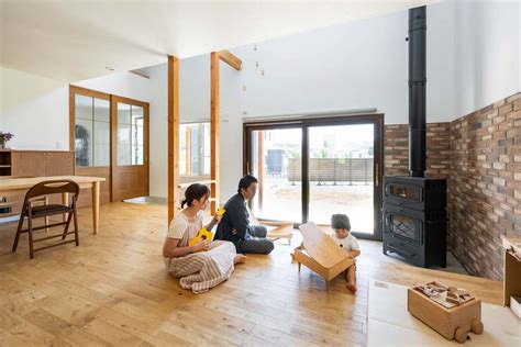 日々の暮らしが楽しくなる 薪ストーブのある自然素材の家｜施工事例｜ヒノケン｜宮城県の新築注文住宅・リノベーション｜高断熱高気密・zehの家を