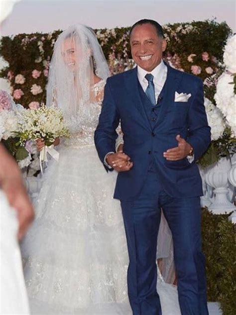 El Millonario De A Os Que Se Cas Con Una Sensual Modelo De Playboy Infobae