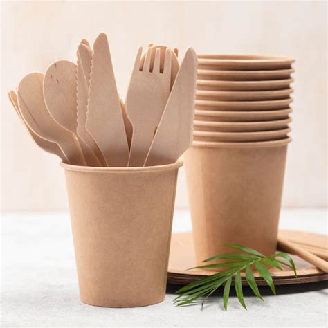 친환경 일회용 식기 전면보기 무료 사진