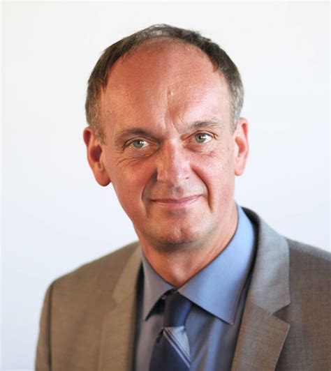 Michael Vitz Schlägt Alarm