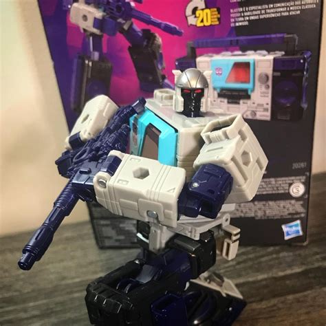 Transformers Shattered Glass Blaster Official In Hand Images