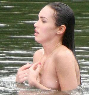 Teman Muda Artis Megan Fox Bugil Di Sungai