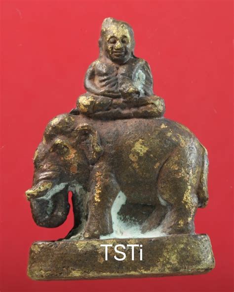 พระรูปหล่อโบราณ พิมพ์ทรงนั่งบนหลังช้าง ปี 2455 หลวงพ่อเงิน พระมีน้อยหายาก ชมพระที่ควรเก็บและบูชา