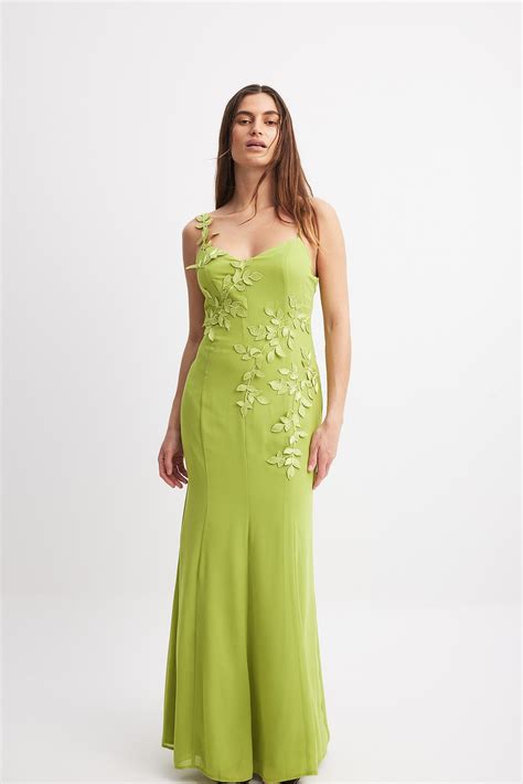 Woven Flowy Back Detail Maxi Dress Green Na Kd
