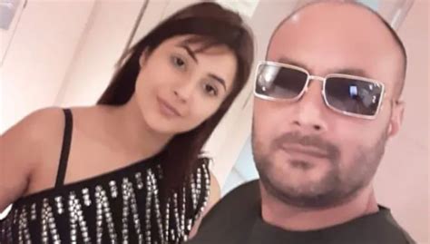 Shehnaaz Gill Father Santokh Singh Sukh Gets Death Threats