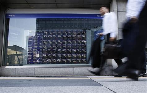 日経平均は小幅に8日続伸､2万3000円回復後に失速 中国株安が重し｜会社四季報オンライン