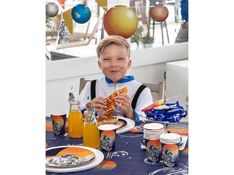 Talerzyki Urodzinowe Kosmos 23 Cm 8 Szt Dobra Cena Sklep