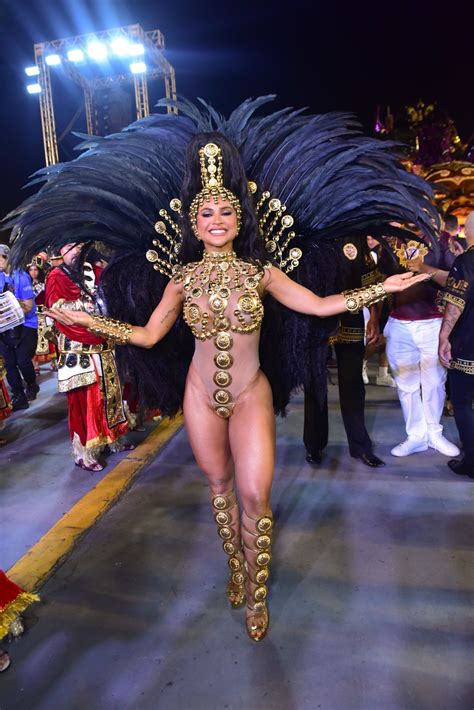 Relembre Desfile De Mileide Mihaile Na Independente Tricolor Escola