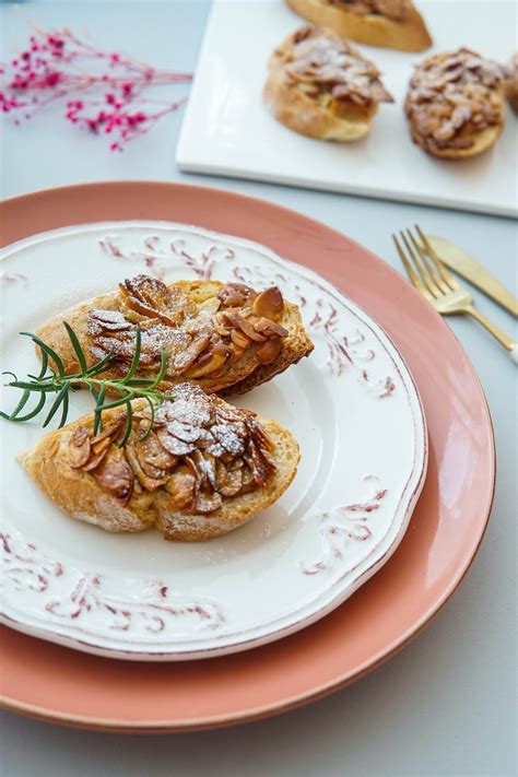 기상청 이주현의 맛있는 계절 아몬드 플로랑탱