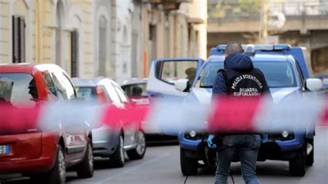 YouTG NET Omicidi a Roma fermato un sospettato è sotto interrogatorio in Questura